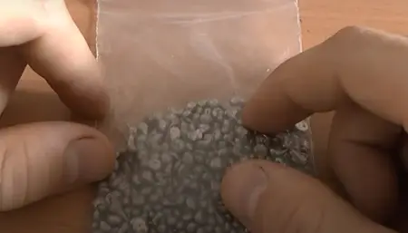 How Strong is Solder? Easy Explanation - ElectronicsHacks