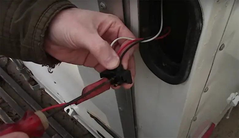 How to Test Trailer Lights With a Multimeter? - ElectronicsHacks