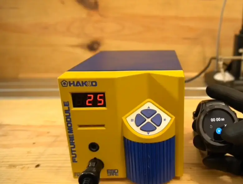 Hakko FM-202 Soldering Station Review - ElectronicsHacks