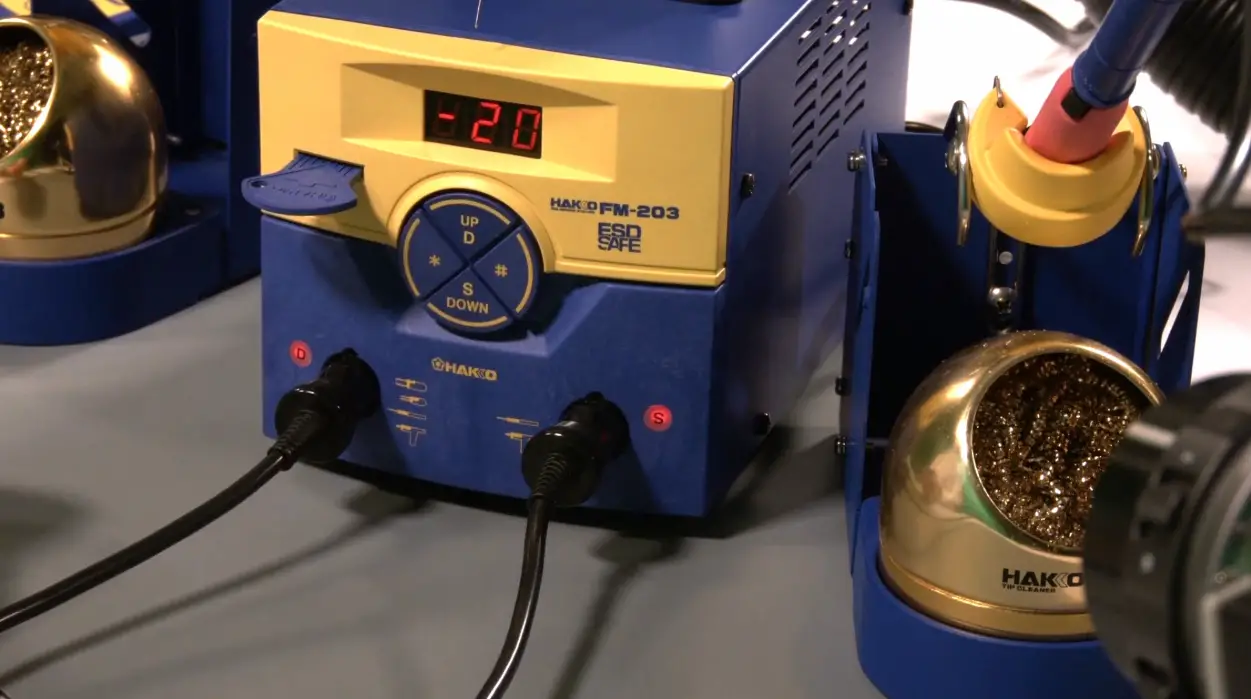 Hakko FM203 Soldering Station Review - ElectronicsHacks