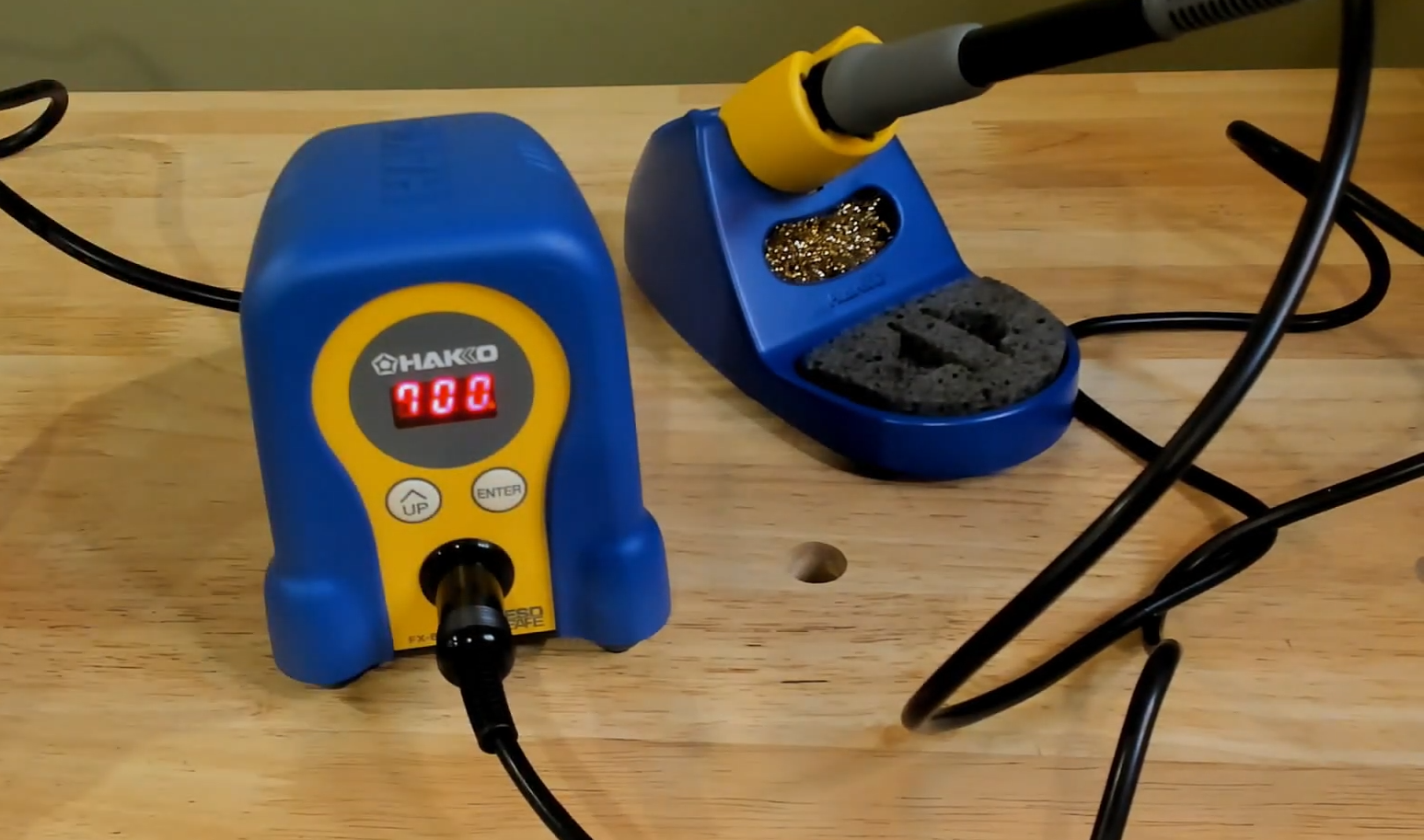 Hakko FX-888D vs. Weller WES51: Which is Better? - ElectronicsHacks