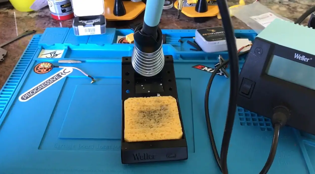 Weller WE1010NA Digital Soldering Station Review - ElectronicsHacks
