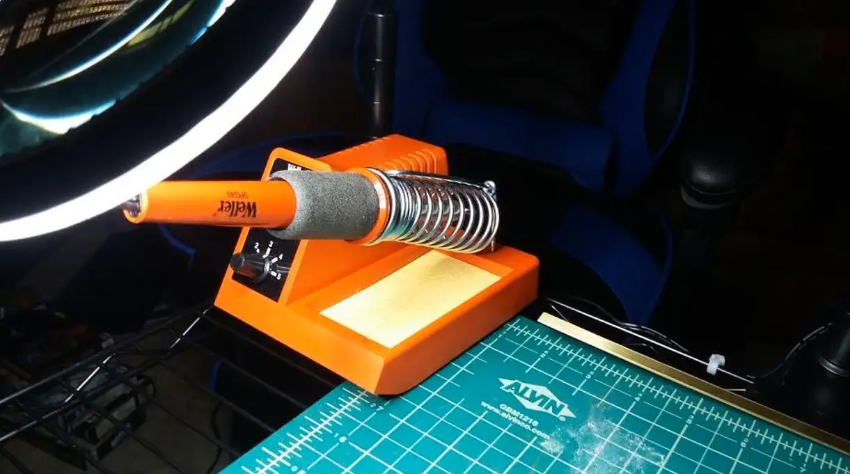 Weller WLC100 40 Watt Soldering Station Review - ElectronicsHacks
