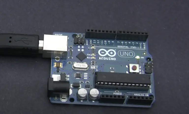 Arduino Leonardo vs. Uno: What’s the Difference? - ElectronicsHacks Arduino Leonardo vs. Uno: What’s the Difference? - ElectronicsHacks