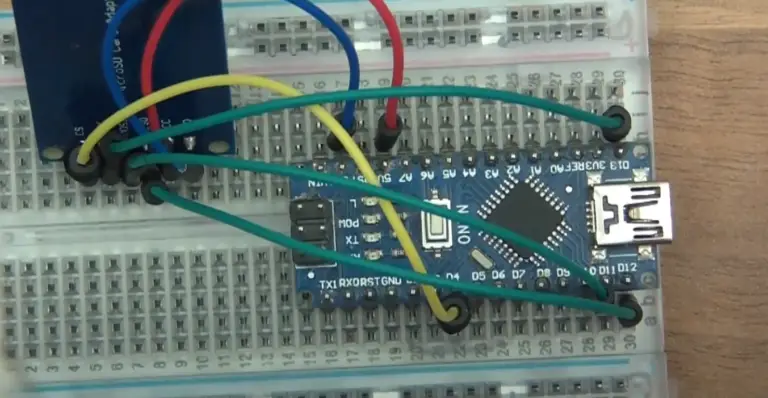 Arduino Micro vs. Nano: What’s the Difference? - ElectronicsHacks