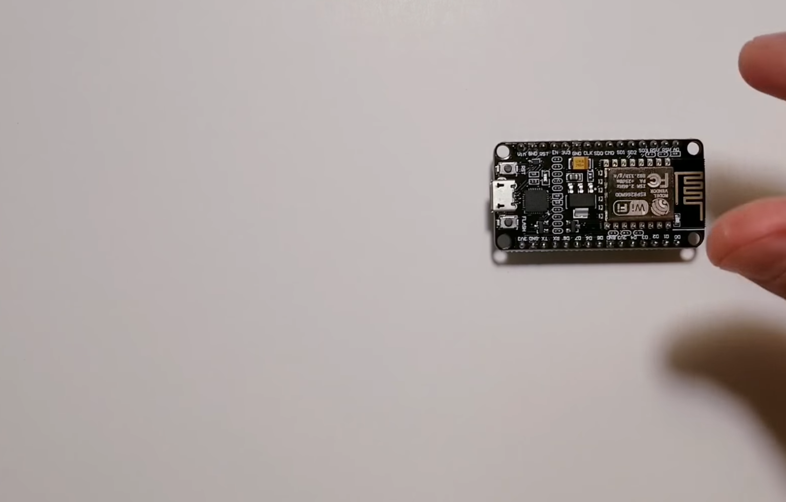 ESP8266 Not Responding: How to Fix? - ElectronicsHacks