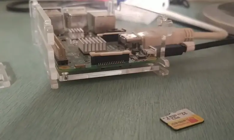 Raspberry Pi HDMI Not Working: What to Do? - ElectronicsHacks