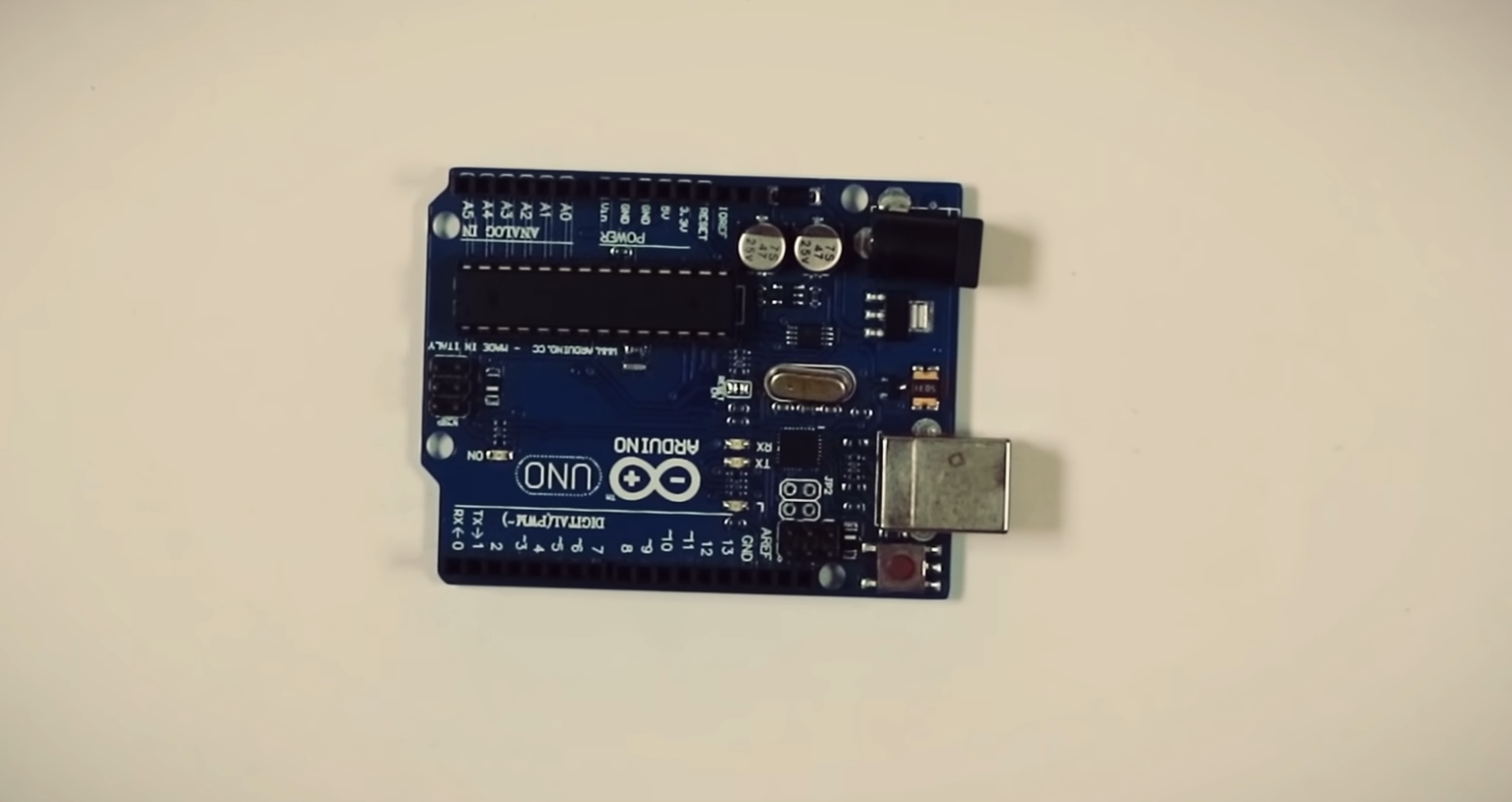 Raspberry Pi vs. Arduino for Robotics: Which is Better? - ElectronicsHacks