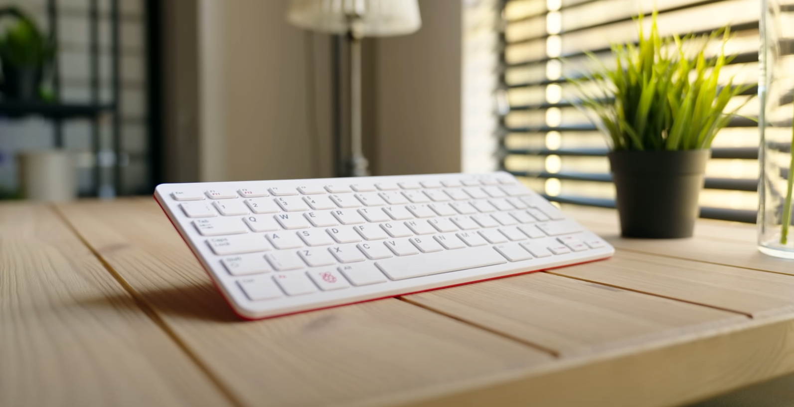 Raspberry Pi vs. Intel NUC: What’s the Difference? - ElectronicsHacks