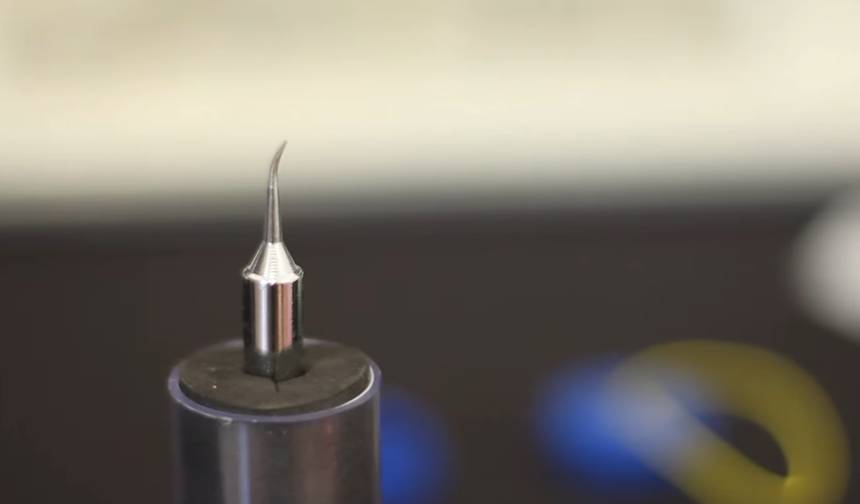 What Is Micro Soldering? - ElectronicsHacks