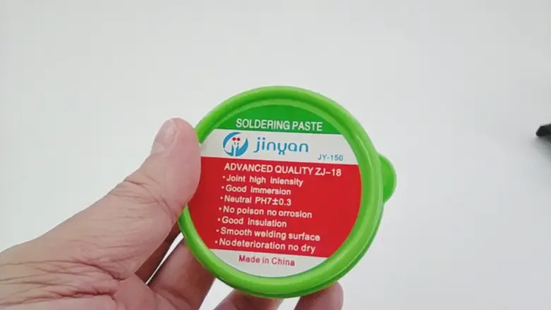 Flux vs. Solder Paste: What’s the Difference? - ElectronicsHacks