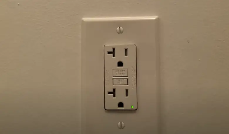 How to Test a GFCI Breaker With a Multimeter? - ElectronicsHacks