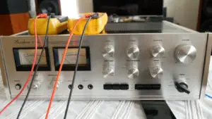 How to Test a Speaker Output With a Multimeter? - ElectronicsHacks