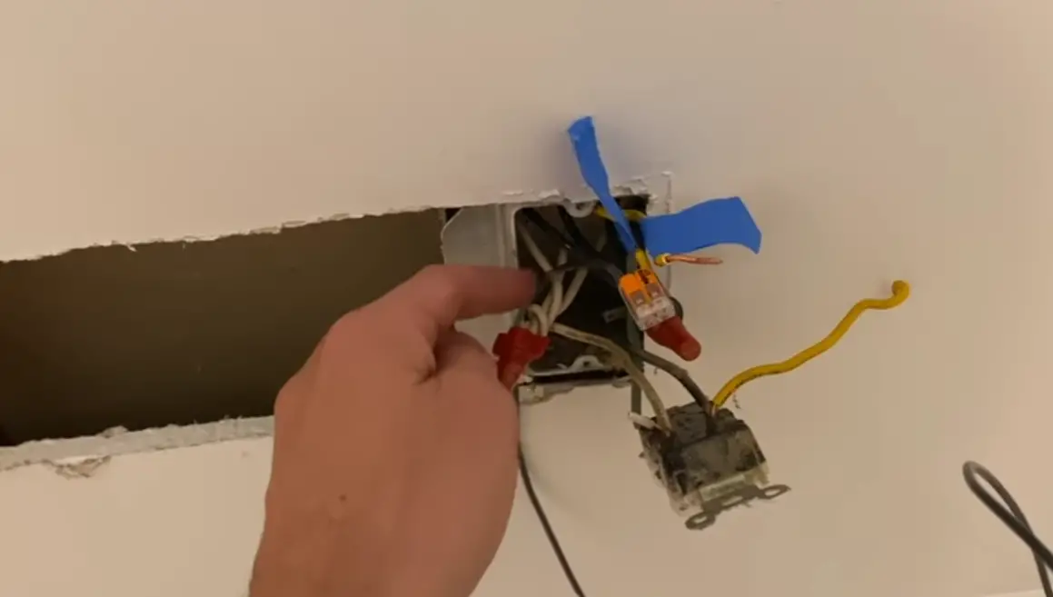 How to Trace a Wire With a Multimeter? - ElectronicsHacks