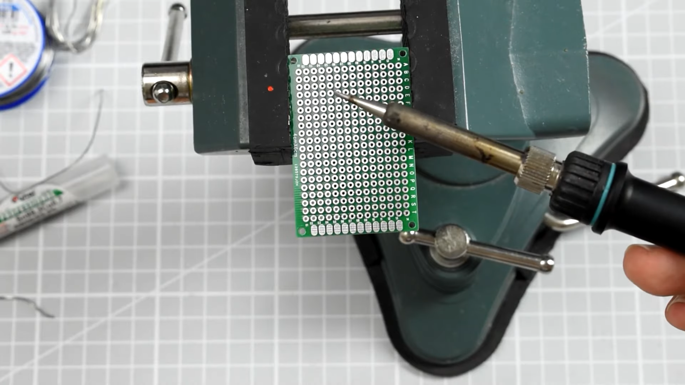 Lead vs Lead-Free Solder: What’s the Difference? - ElectronicsHacks