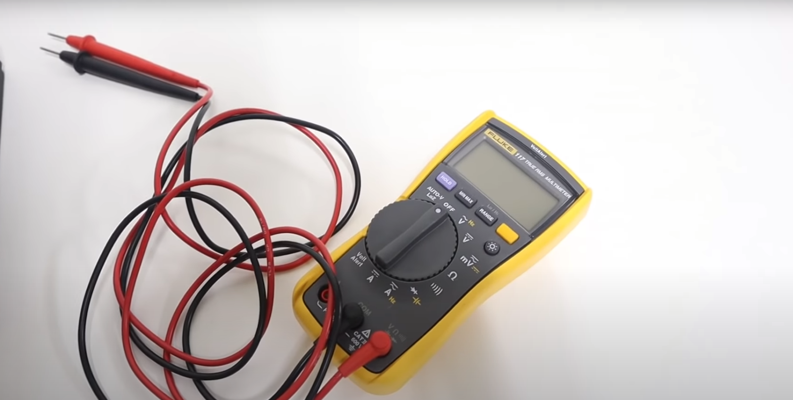 How to Measure Amps With a Multimeter? - ElectronicsHacks