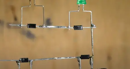 1N4007 Diode Pinout and Specifications - ElectronicsHacks