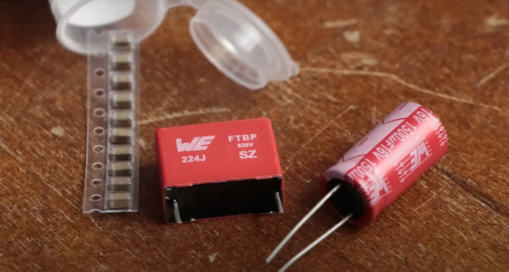 Film vs. Ceramic Capacitor: What’s the Difference? - ElectronicsHacks
