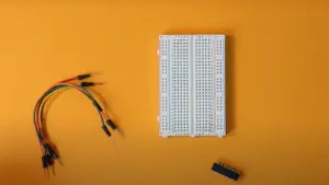 How to Program a PIC Microcontroller? - ElectronicsHacks