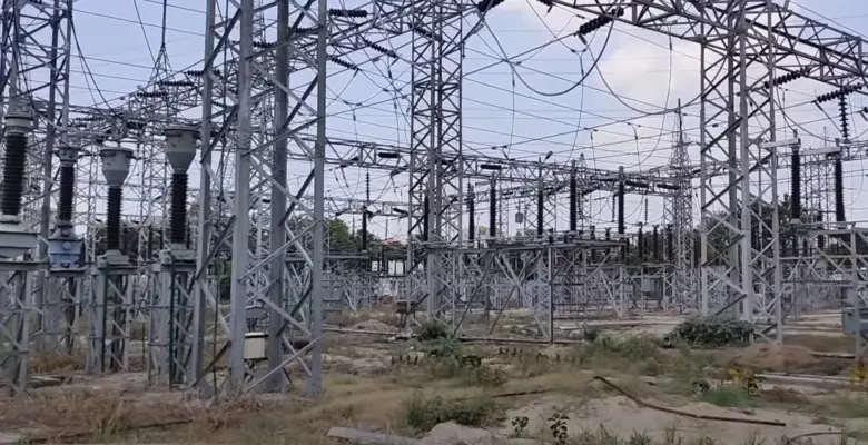 What Is an Electrical Isolator? - ElectronicsHacks