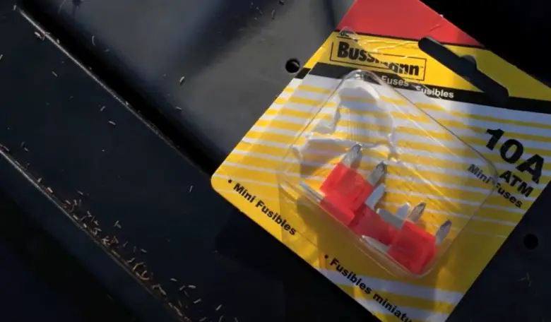 Which Fuse Is for the Dashboard Lights? - ElectronicsHacks