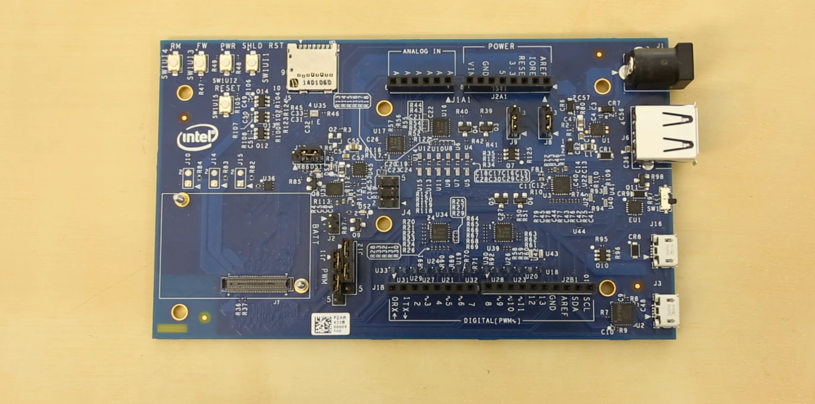 Arduino vs. Intel Edison: Which is Better? - ElectronicsHacks