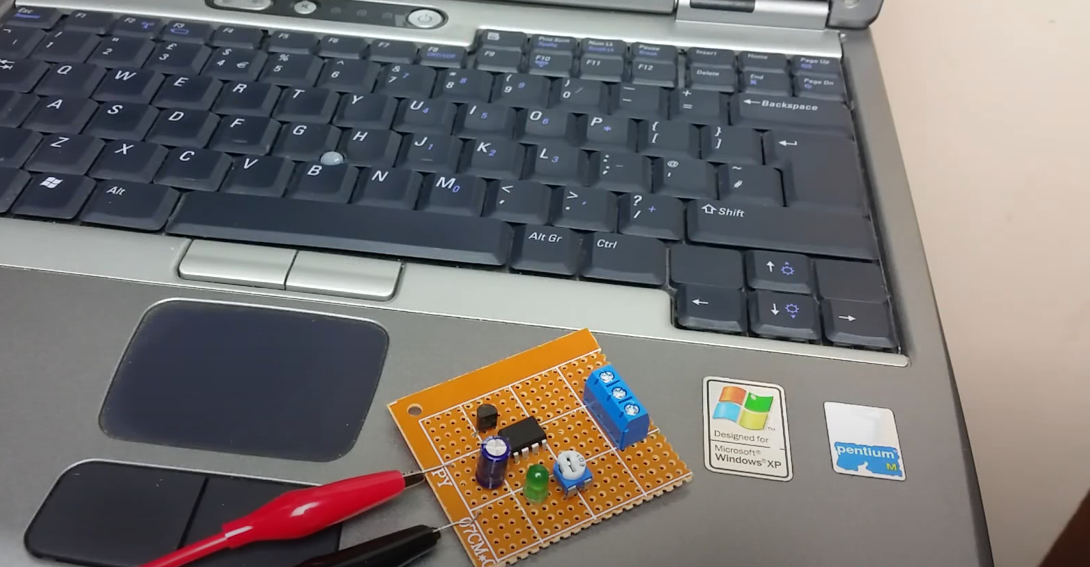 Can Reverse Polarity Damage Electronics? - ElectronicsHacks