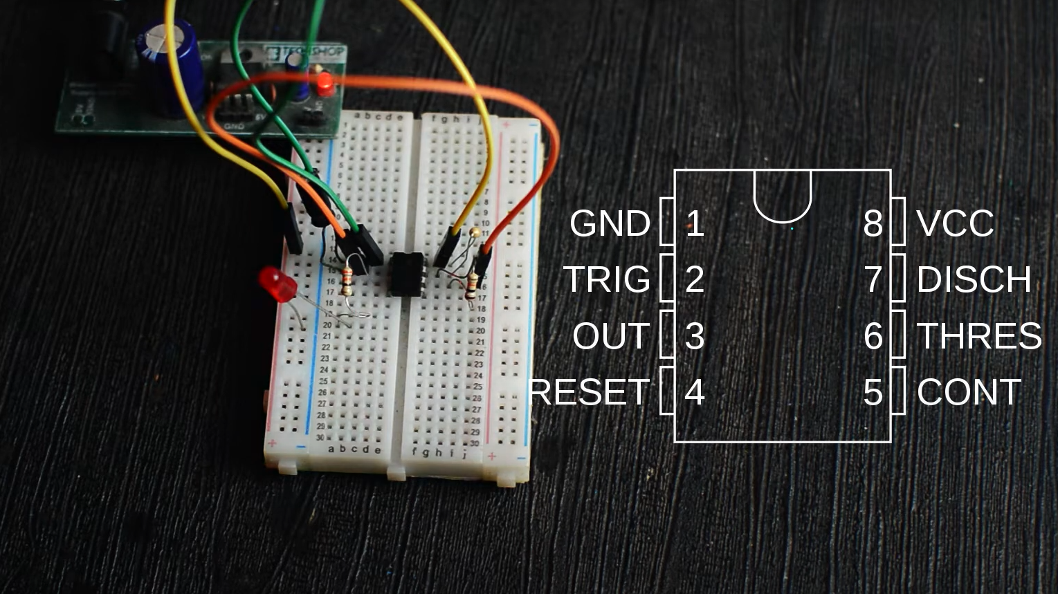 How to Make a Blinking LED Using a 555 Timer IC? - ElectronicsHacks