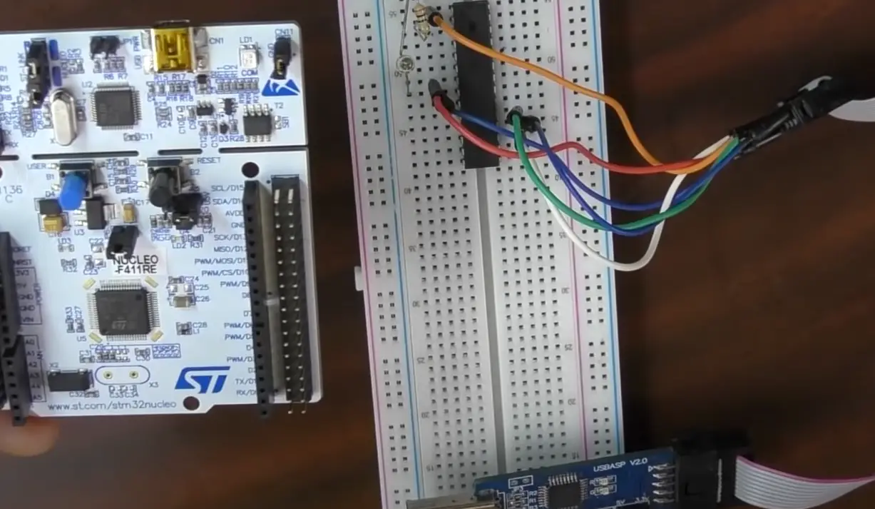 PIC32 vs. AVR32: Which is Better? - ElectronicsHacks