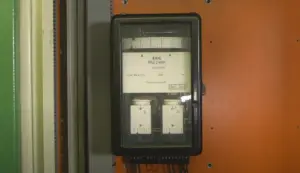 Types of Faults and Effects in Electrical Power Systems - ElectronicsHacks