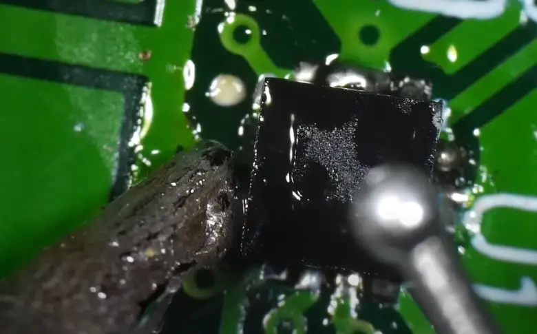 Wave Soldering vs. Reflow Soldering: What’s the Difference ...