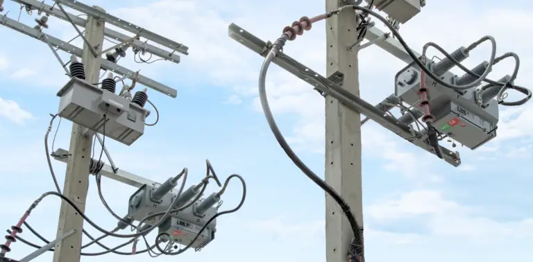 What Is a Load Break Switch? - ElectronicsHacks