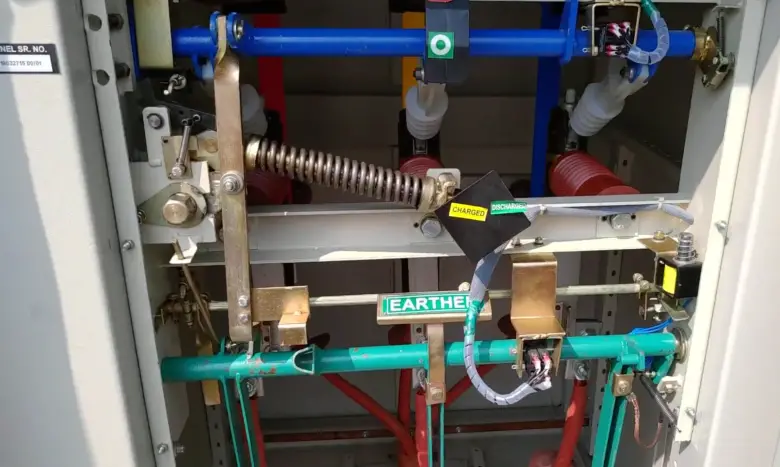 What Is a Load Break Switch? - ElectronicsHacks