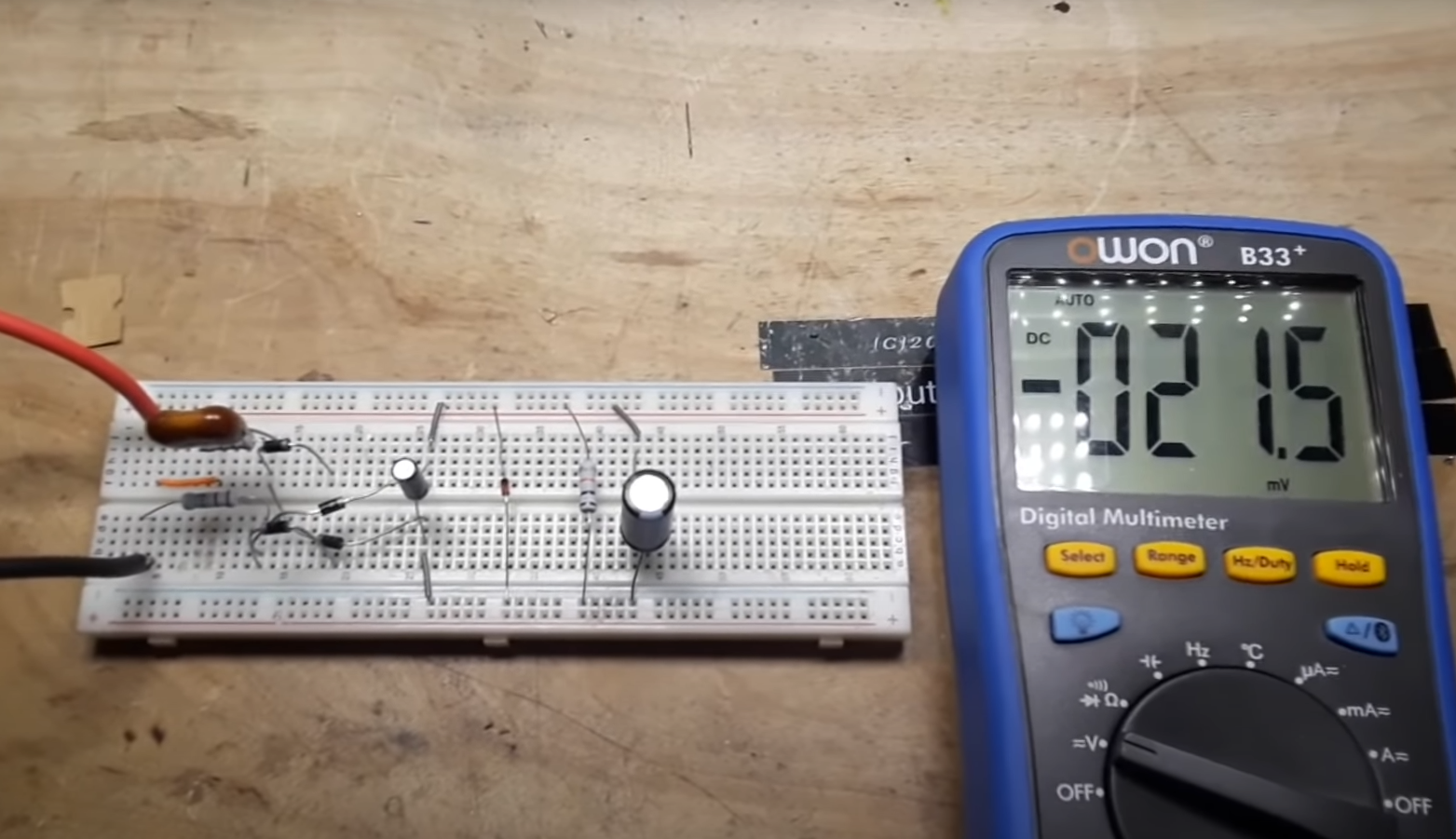 What Is a Transformerless Power Supply? - ElectronicsHacks