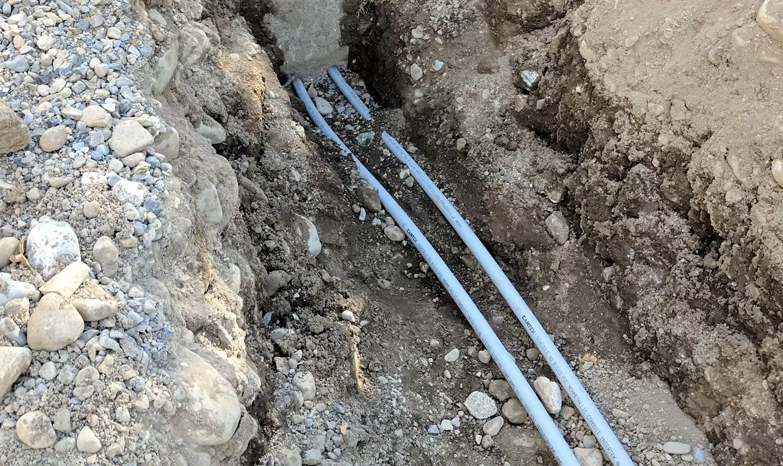 What Is an Electrical Conduit? - ElectronicsHacks