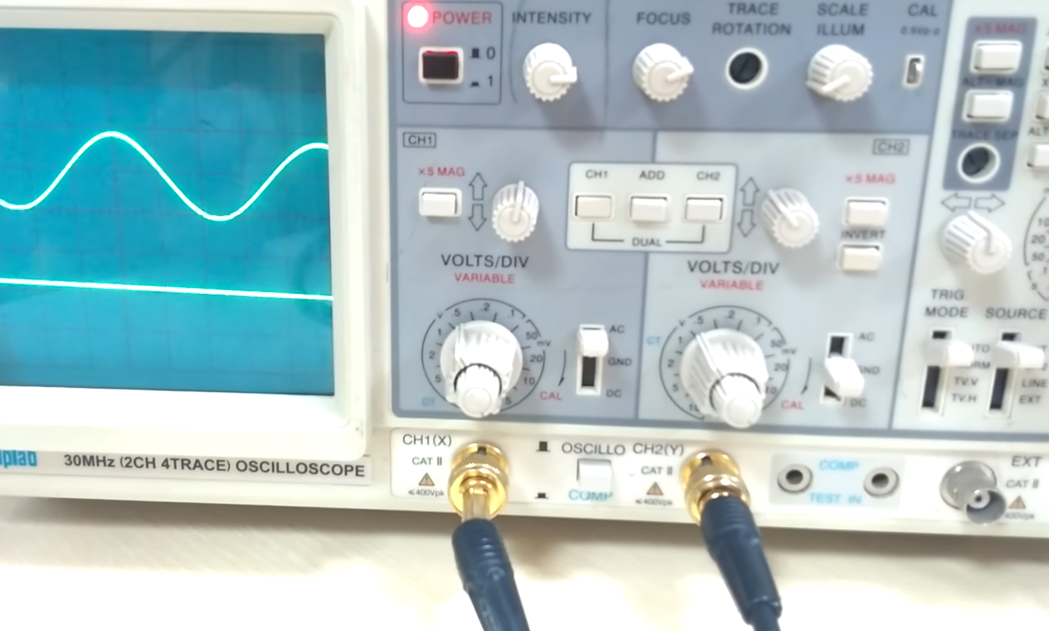What Is an Inverting Op-Amp? - ElectronicsHacks