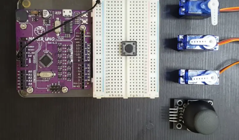 Why Is a Servo Motor Used in a Robotic Arm? - ElectronicsHacks