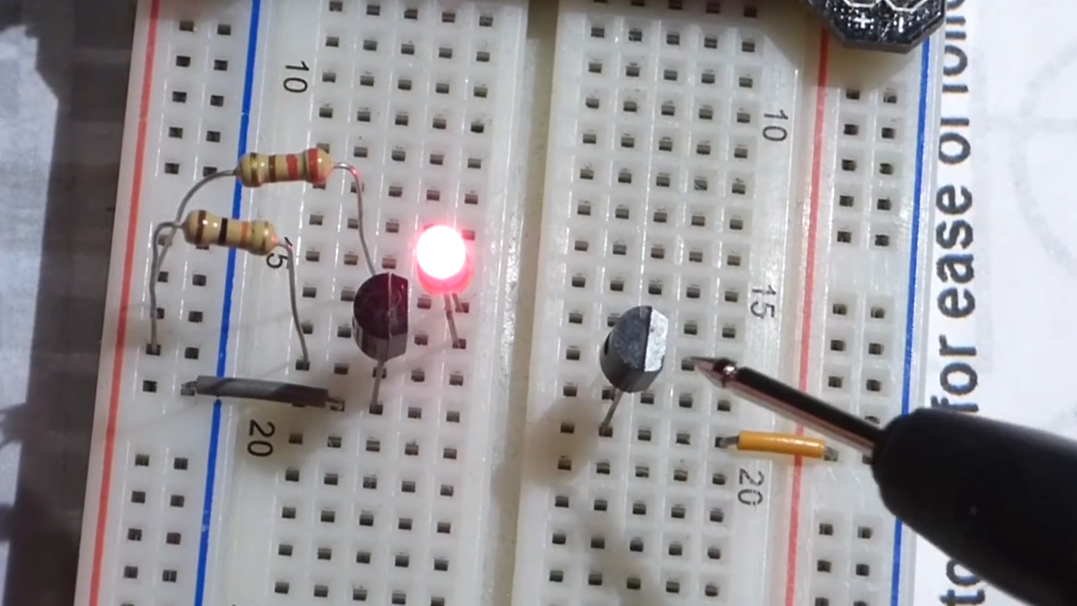 2N3906 Transistor Pinout - ElectronicsHacks