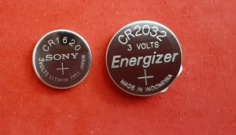CR1620 vs. CR2016 Batteries: What is the Difference? - ElectronicsHacks