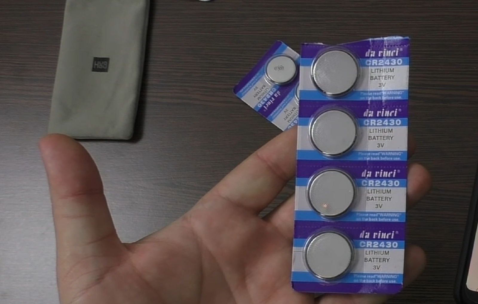 CR2430 vs. CR2032 Batteries: What is the Difference? - ElectronicsHacks