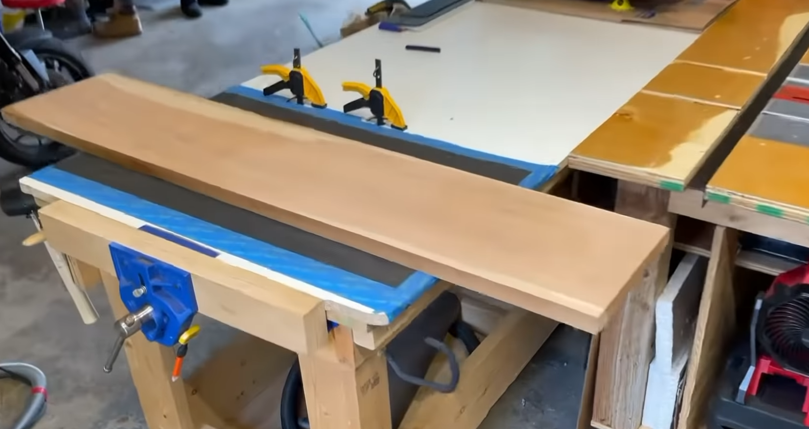 How to Burn Wood With a Battery Charger? - ElectronicsHacks