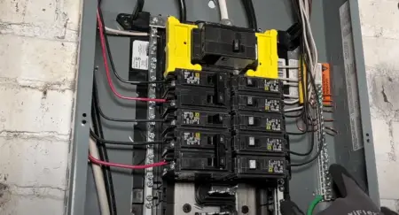 How to Ground a Subpanel in a Detached Building? - ElectronicsHacks