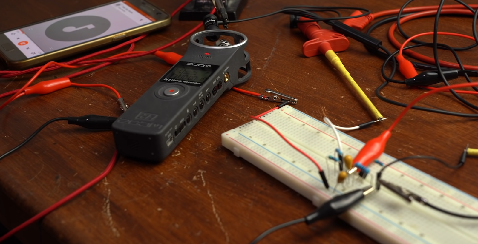 How to Make a Homemade Amplifier? - ElectronicsHacks
