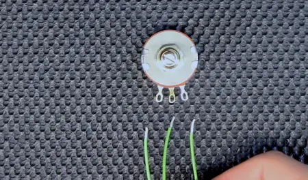 How to Wire a Potentiometer? - ElectronicsHacks