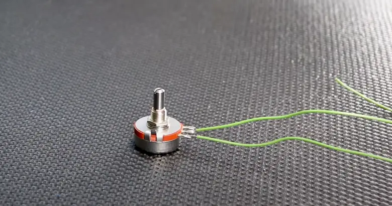 How to Wire a Potentiometer? - ElectronicsHacks