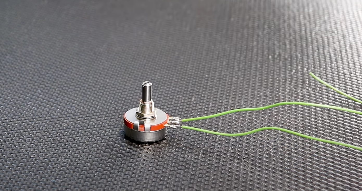 How to Wire a Potentiometer? - ElectronicsHacks