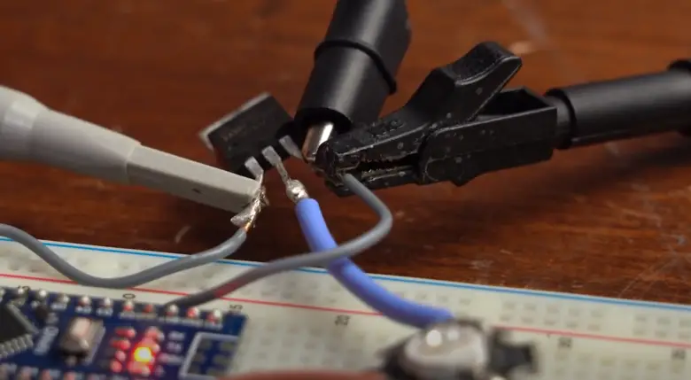 What is a MOSFET Gate Resistor? - ElectronicsHacks