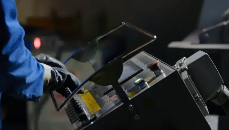 Who Invented Electronics? - ElectronicsHacks