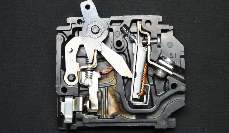 Circuit Breaker Won’t Reset: How to Fix? - ElectronicsHacks