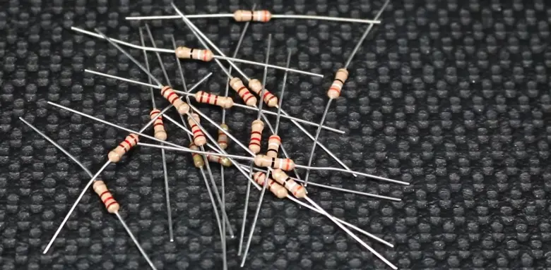 Does a Resistor Have Polarity? - ElectronicsHacks